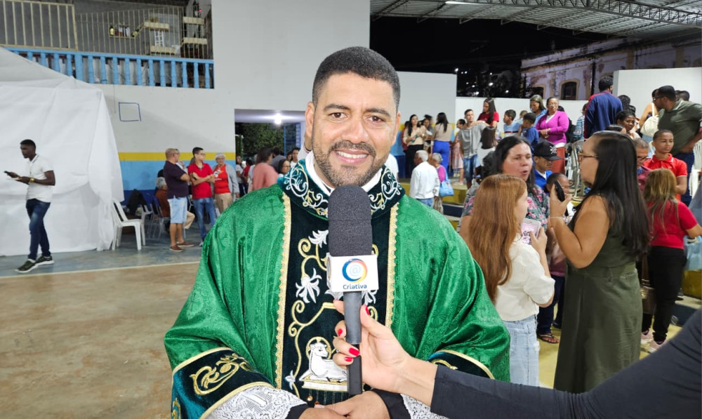 Padre destaca que Avivai 2025 reúne fiéis em Ubaíra e fortalece fé ...